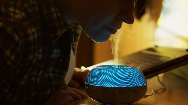 How AI is Revolutionizing the Custom Fragrance Experience – HUDHUD